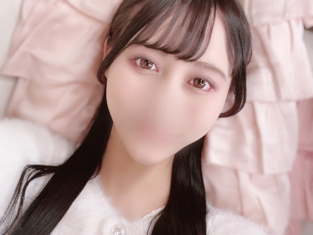 SHIORIoO Webcam Model Profile MyAV Live