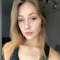 Gg_lorix Cam Model: Free Live Sex Show & Chat | Stripchat