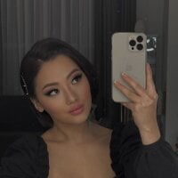 EvaJacksonn のキャスト：無料のライブセックス＆チャット | Stripchat