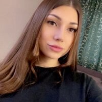 _Little_Lina_21 のキャスト：無料のライブセックス＆チャット | Stripchat