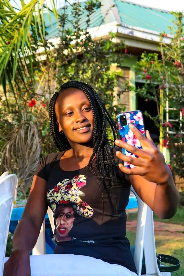 Curvy_Coco Cam Model Profile | Stripchat