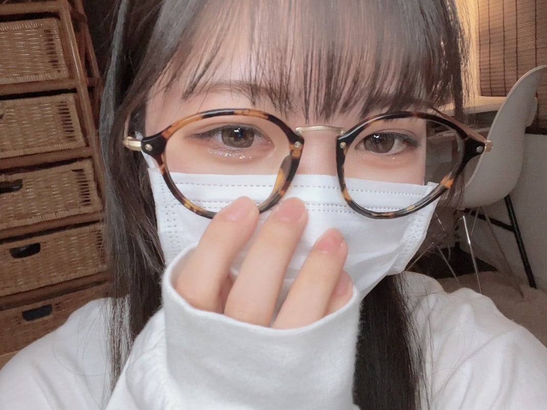 Siorin_18 Webcam Model Profile | TKLiveChat