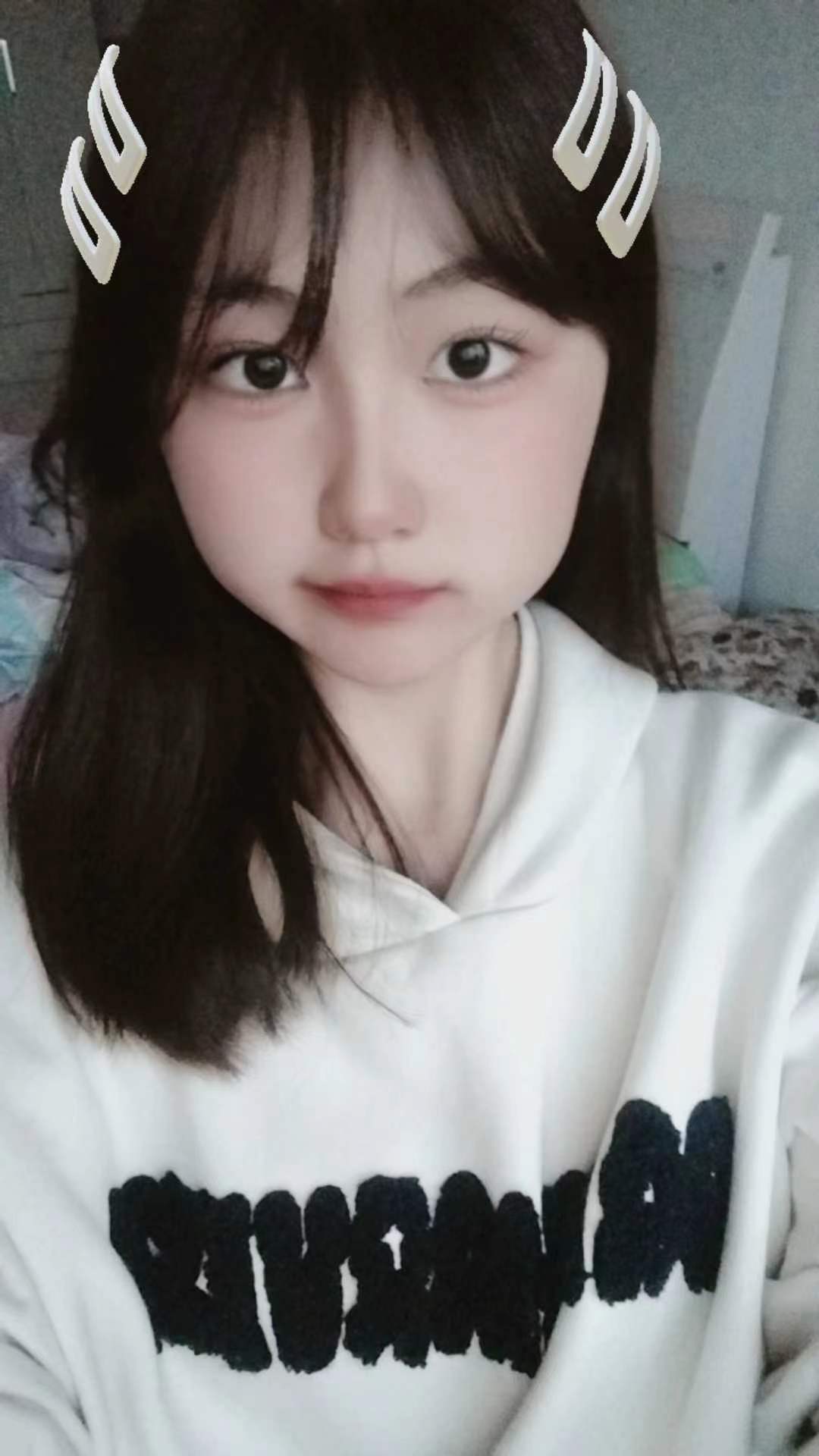 Yaoyao 16 Webcam Model Profile Xhamsterlive
