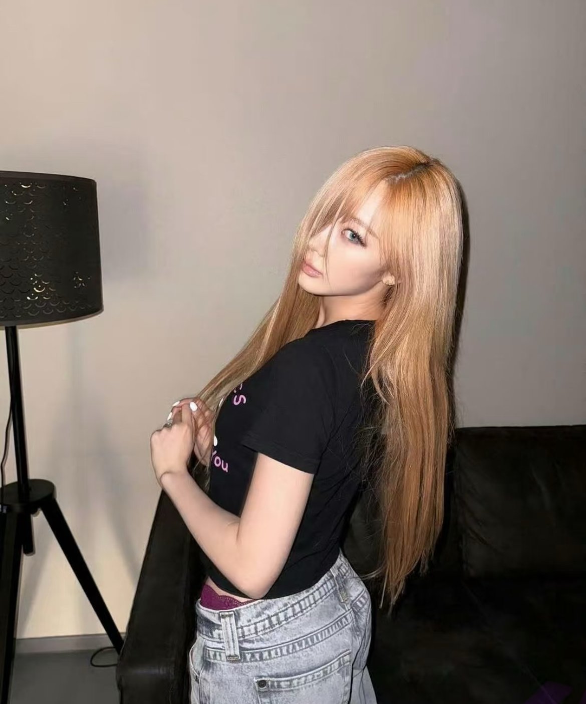 Pinnnnnnk профиль вебкам модели | Non Social