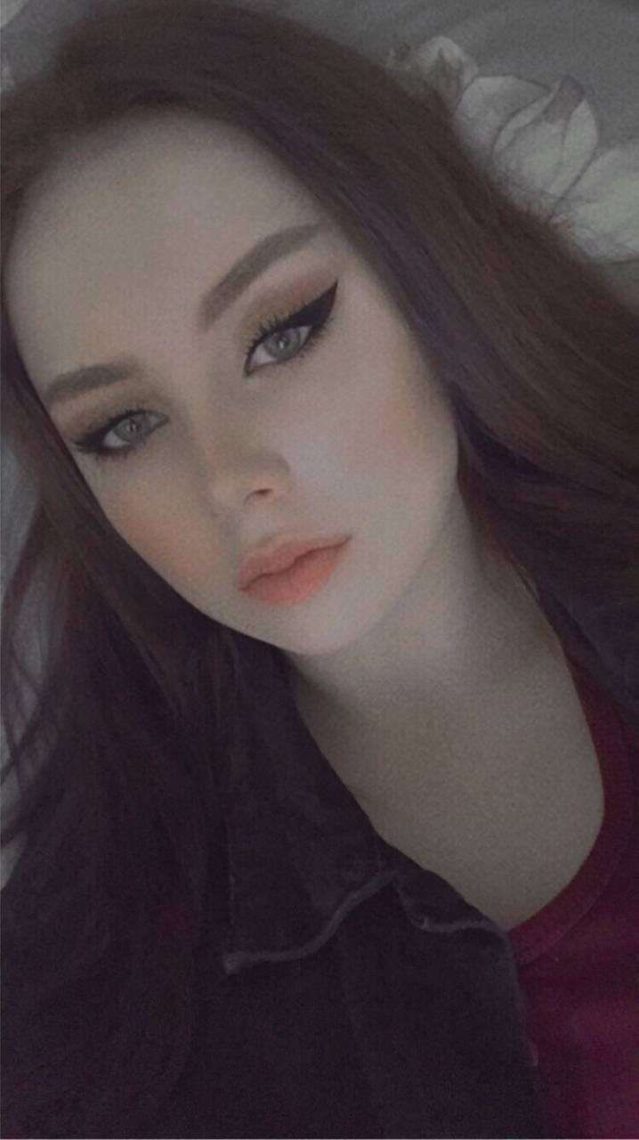 Milly- Cam Model Profile | Stripchat