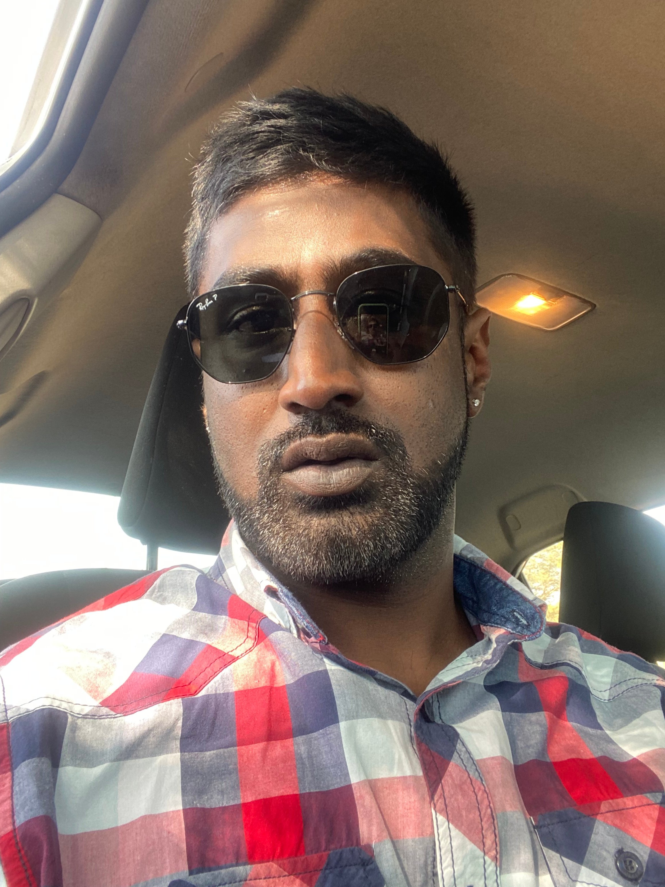 IndianColouredGayGuys Webcam Model Profile | xHamsterLive