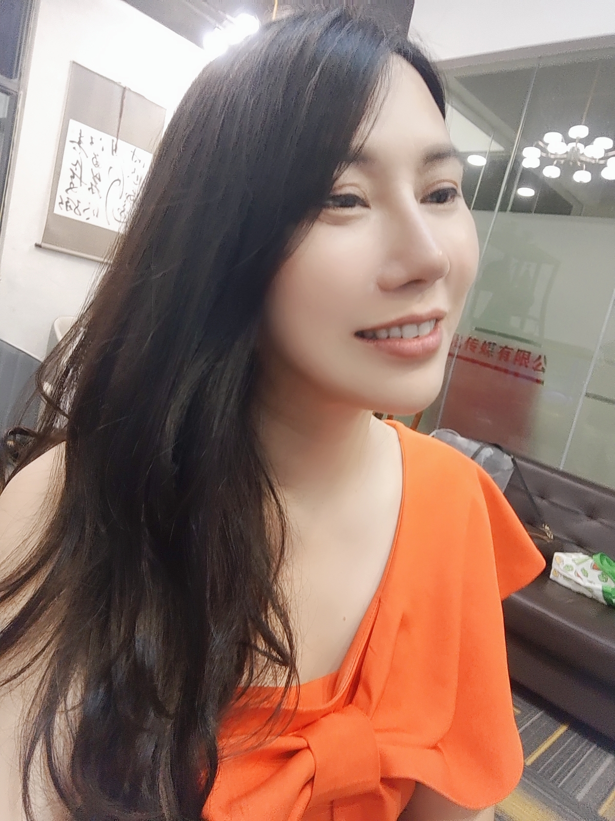 Chen-han Webcam Model Profile | xHamsterLive