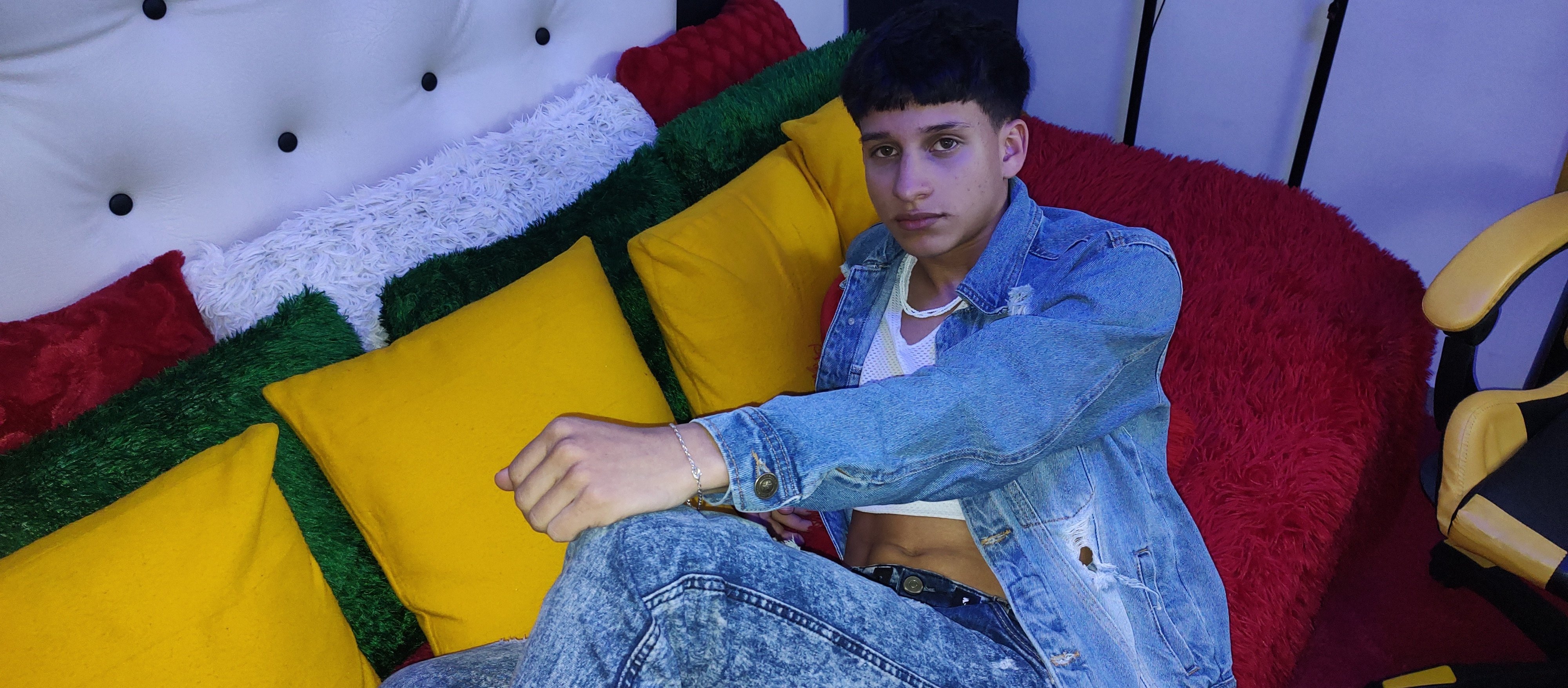 Lian_david Webcam Model Profile | xHamsterLive