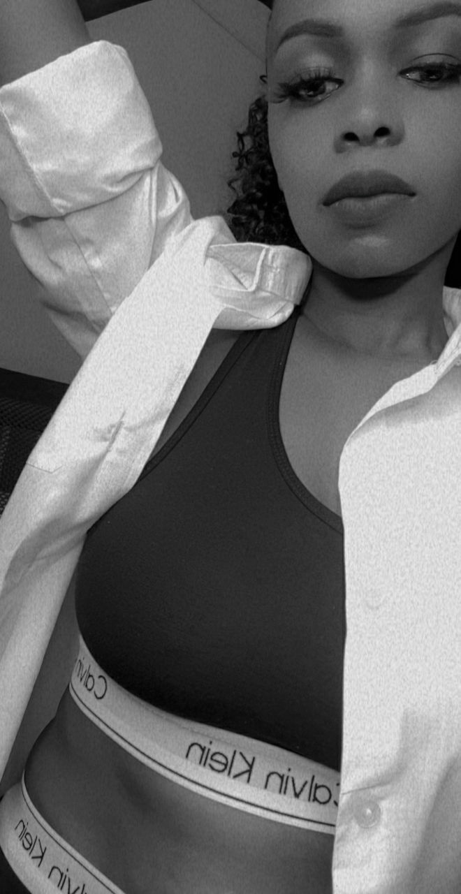 Sweetlipsy_ Cam Model Profile | Stripchat