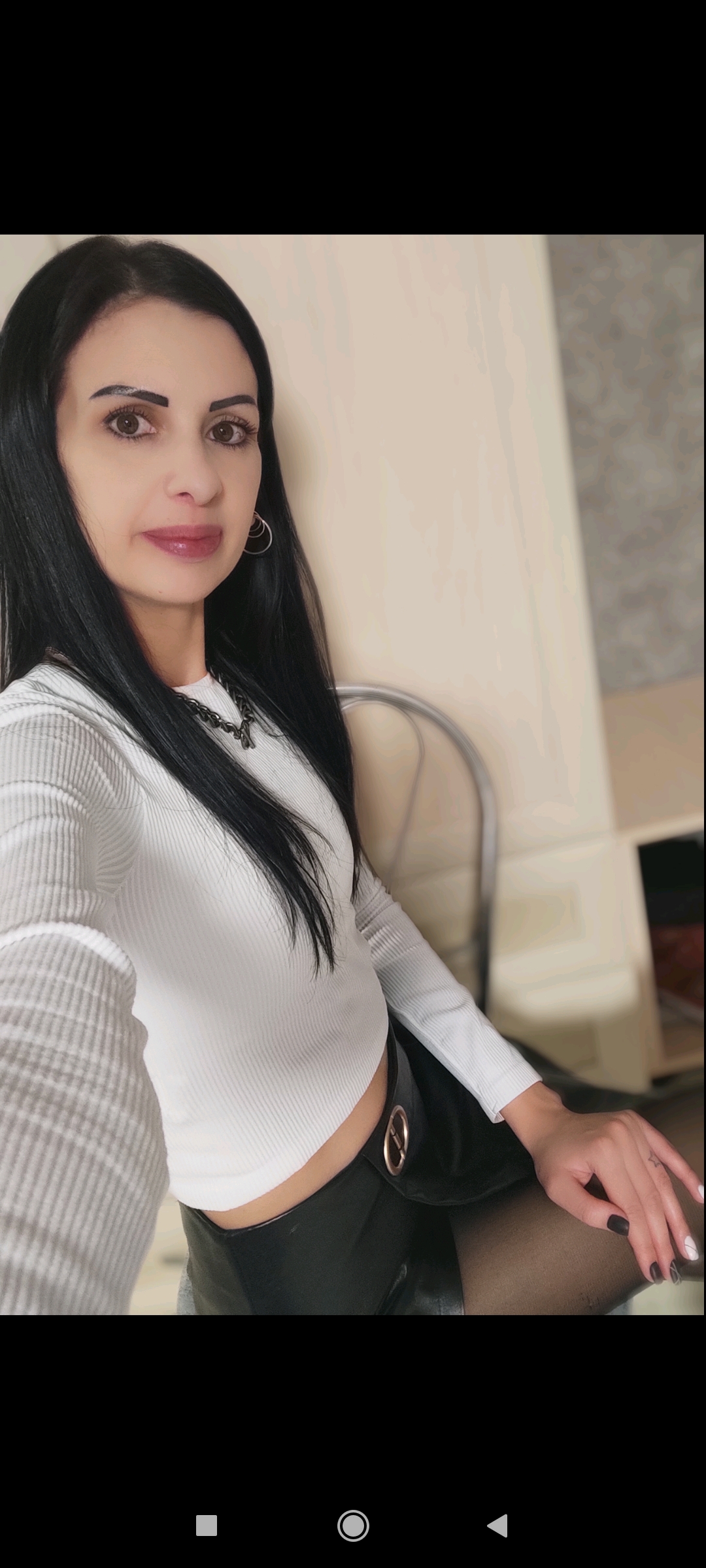 Nikol_Clare Cam Model Profile | Stripchat