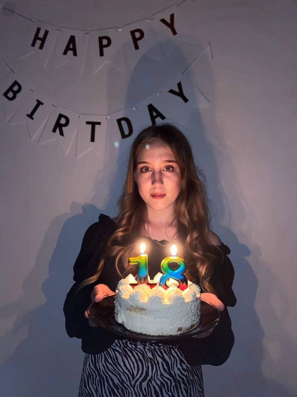 AliceBall Cam Model Profile | Stripchat