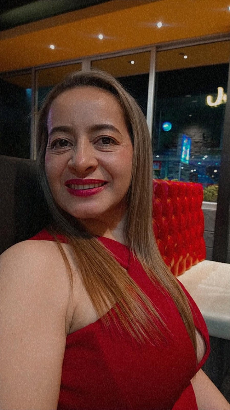 Issa_hot20 Webcam Model Profile | xHamsterLive