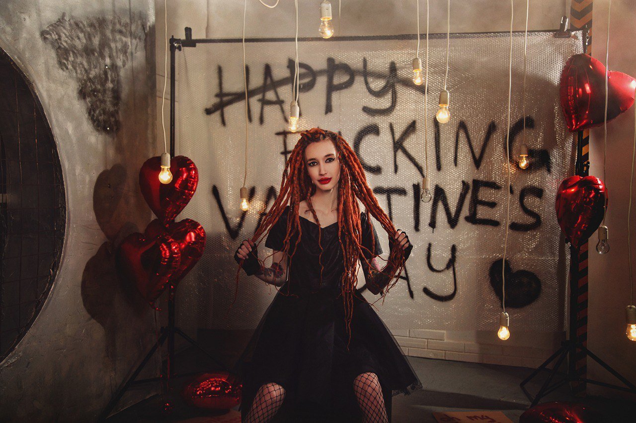 Roxy_Silver Cam Model Profile | Stripchat