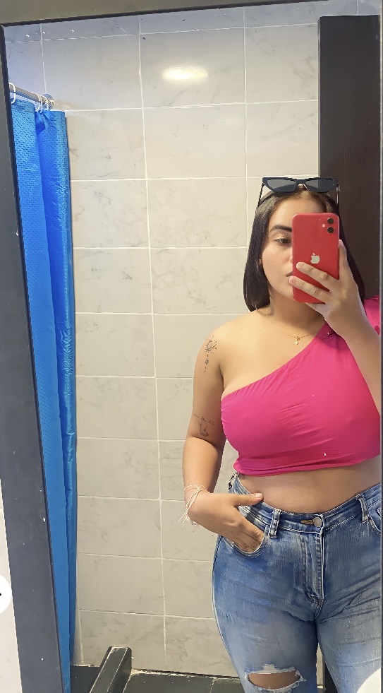 Raquel-Ryder Cam Model Profile | Stripchat