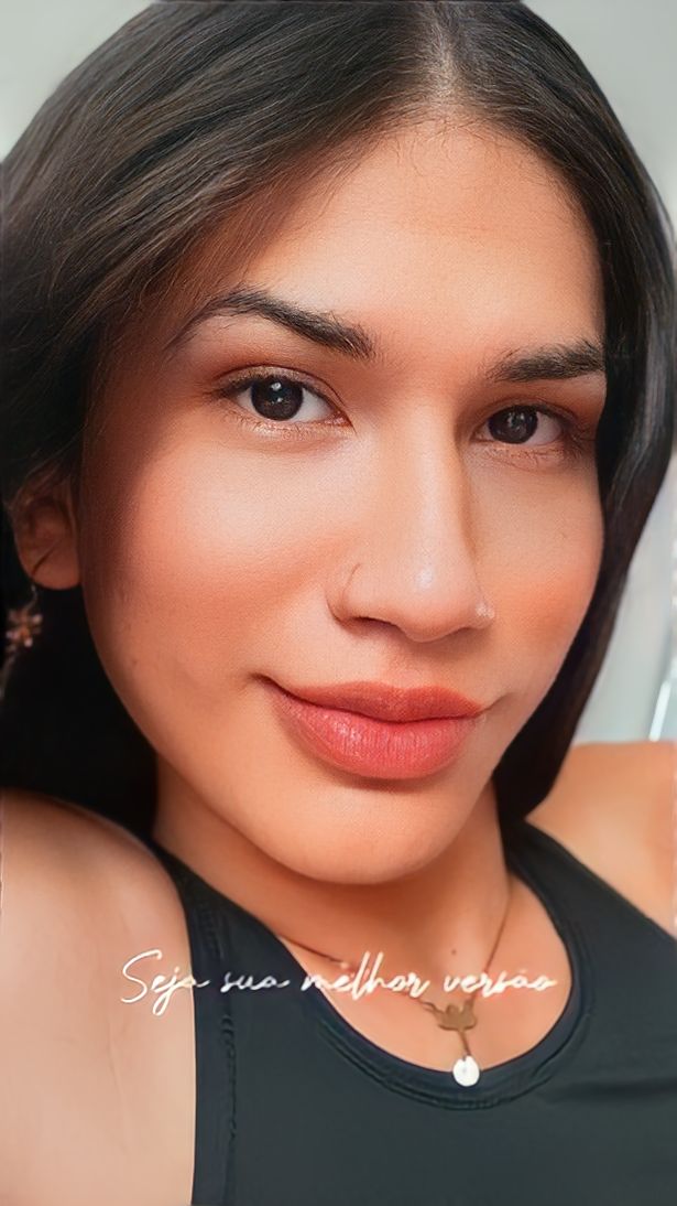 Charming_J Webcam Model Profile | xHamsterLive