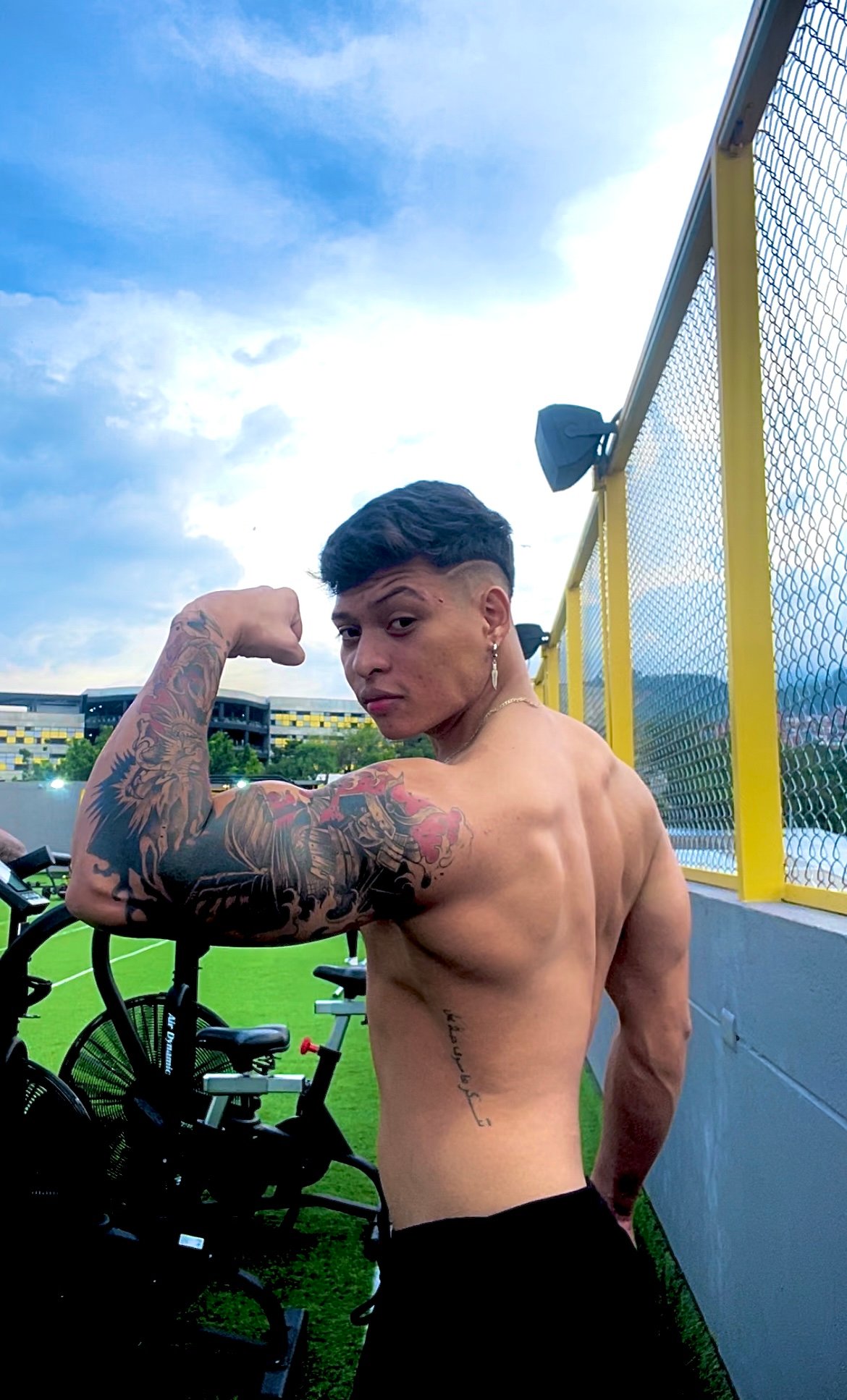 Marcux_jambox cam-modell profil | Stripchat