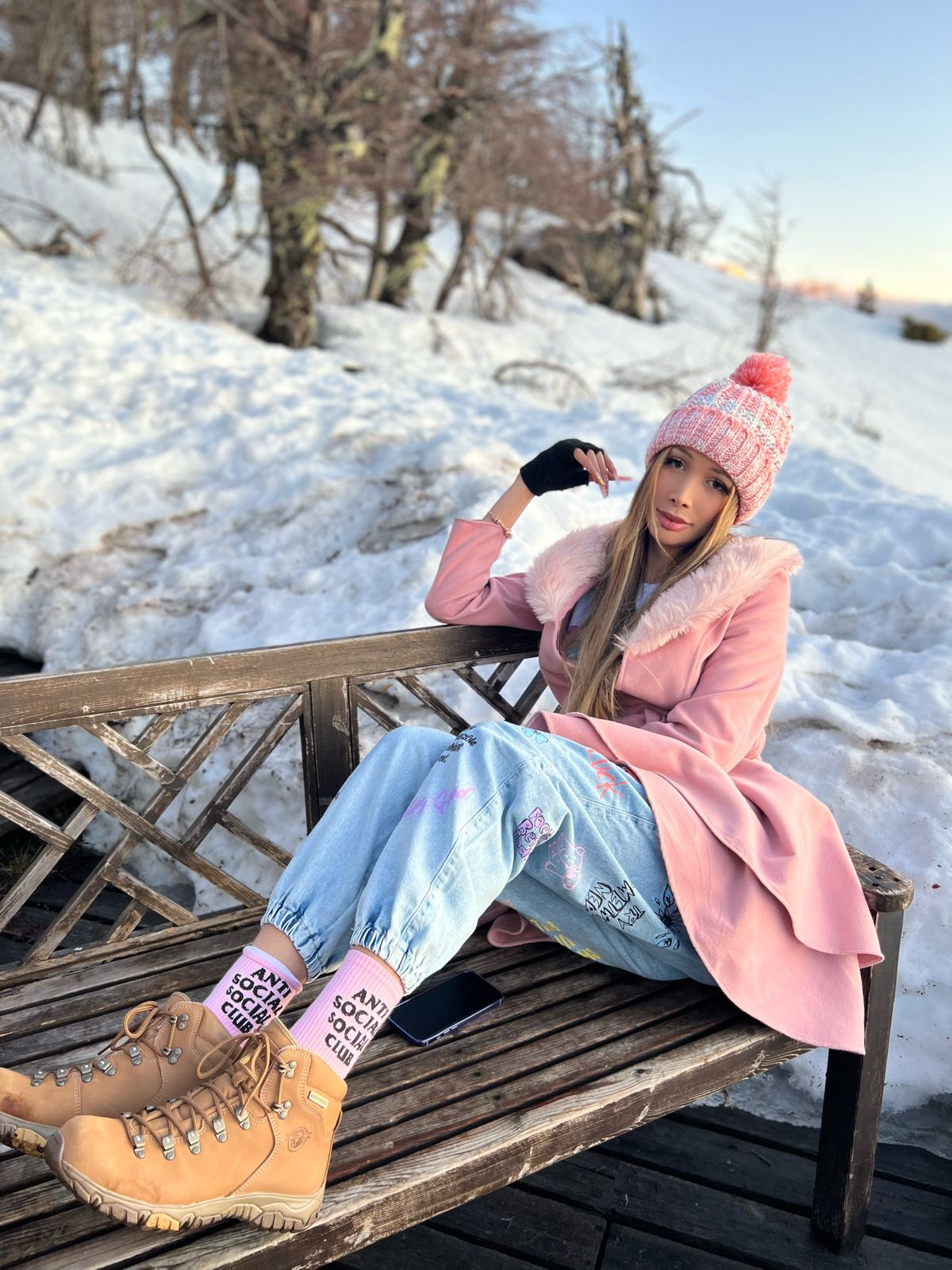 _veenusのキャストのプロフィール | Cambaddies