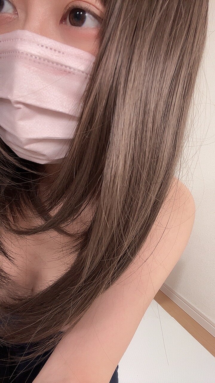 Chihiro_ri Cam Model Profile | Stripchat