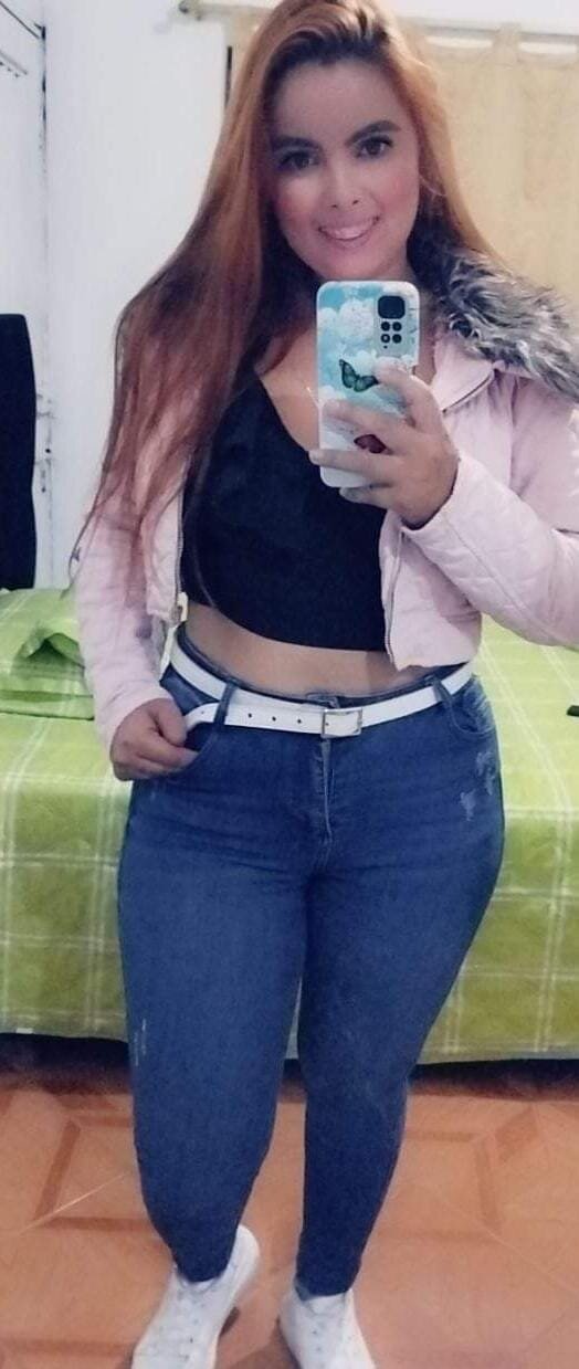 Sofia_lara_ Webcam Model Profile | xHamsterLive