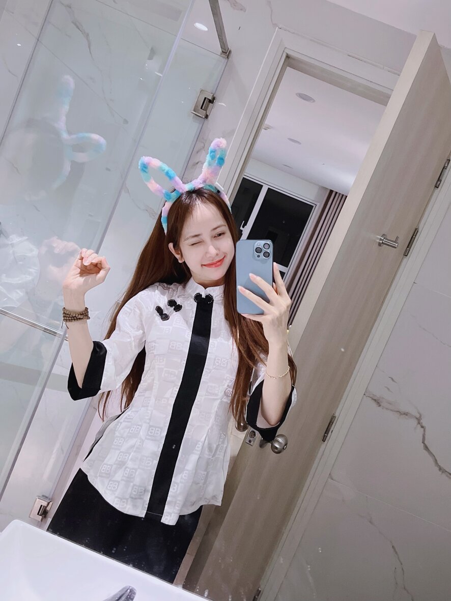 ANNA102主播简介 | superchatlive