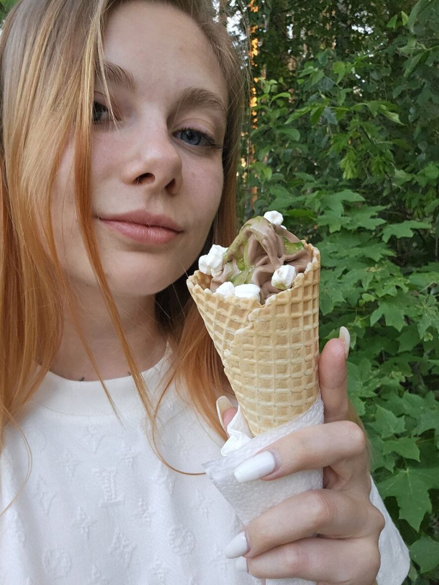 Kati_FoX Webcam Model Profile | xHamsterLive