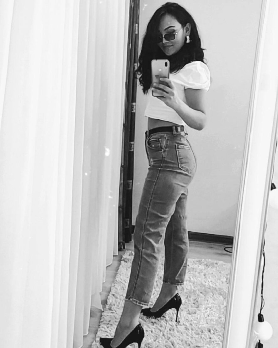 Merca_8主播简介 | Stripchat