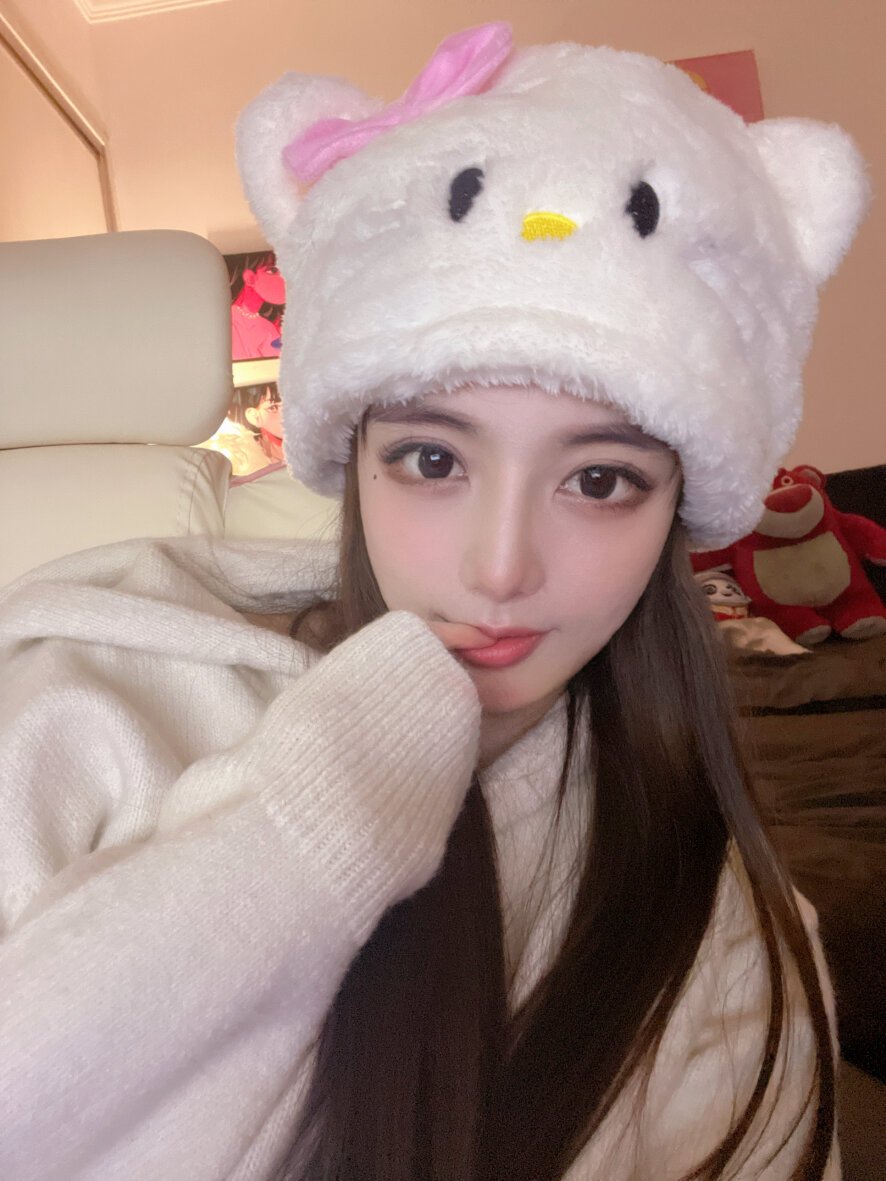 HoNeyuu1主播简介 | Myavlive