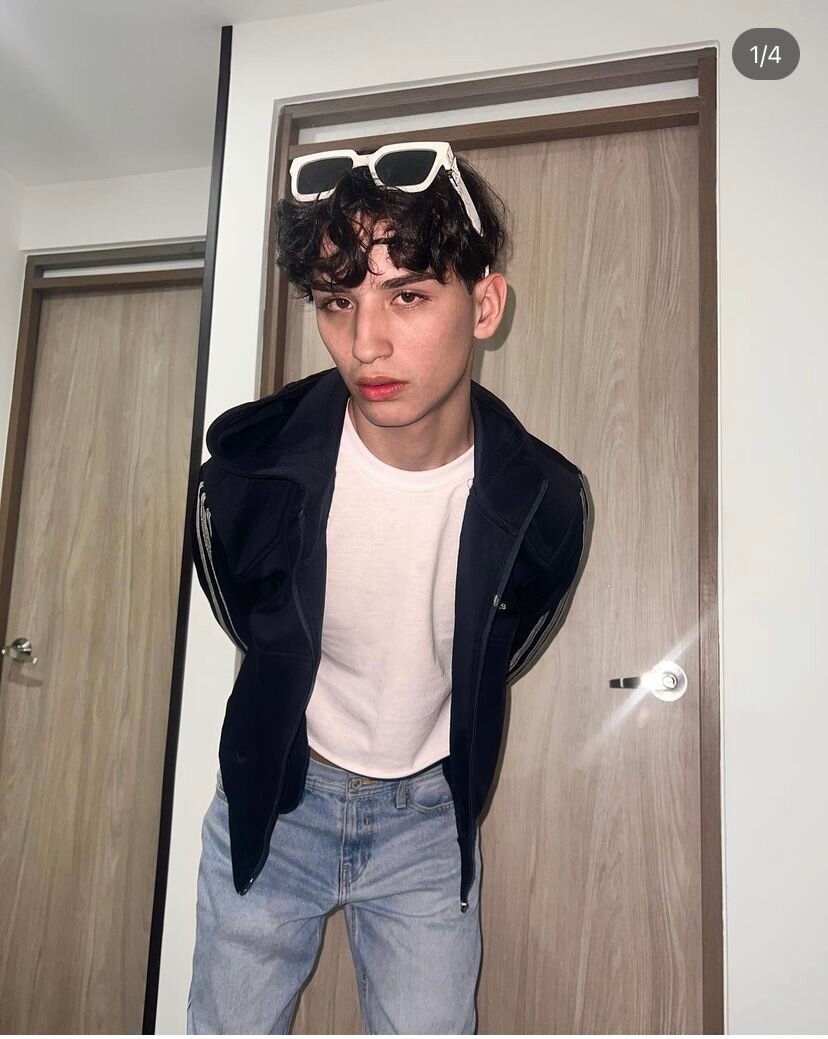 Evan_pierce Cam Model Profile | Stripchat