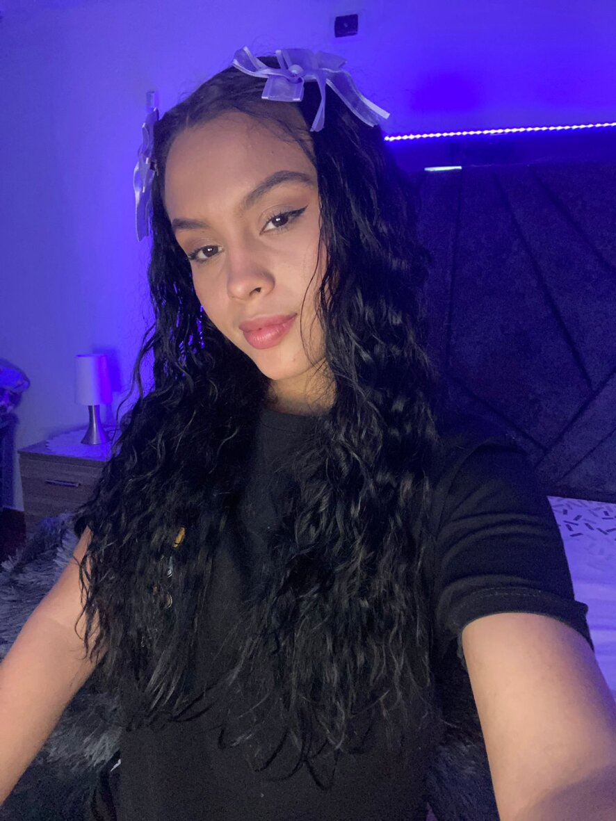 Kinky_room Webcam Model Profile | xHamsterLive