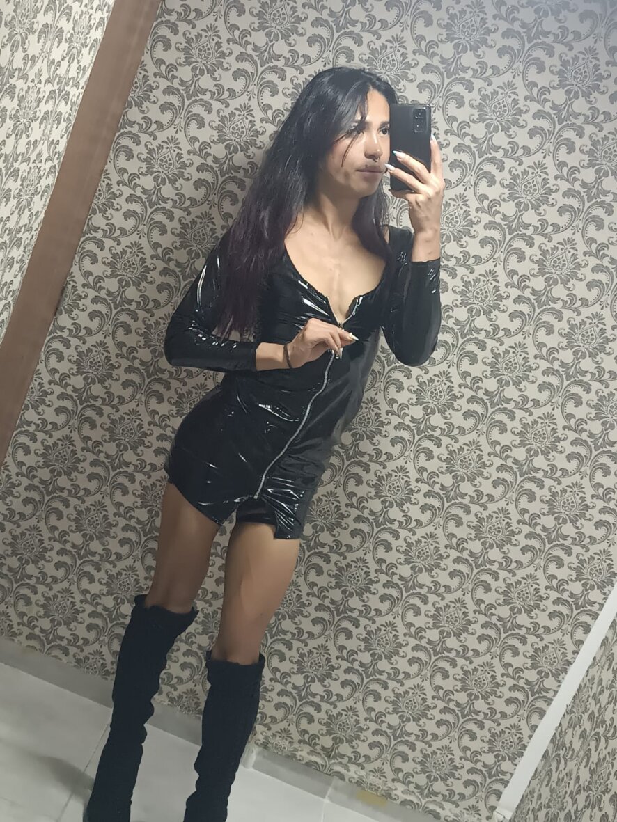 Naughty_devil2 Cam Model Profile | Stripchat