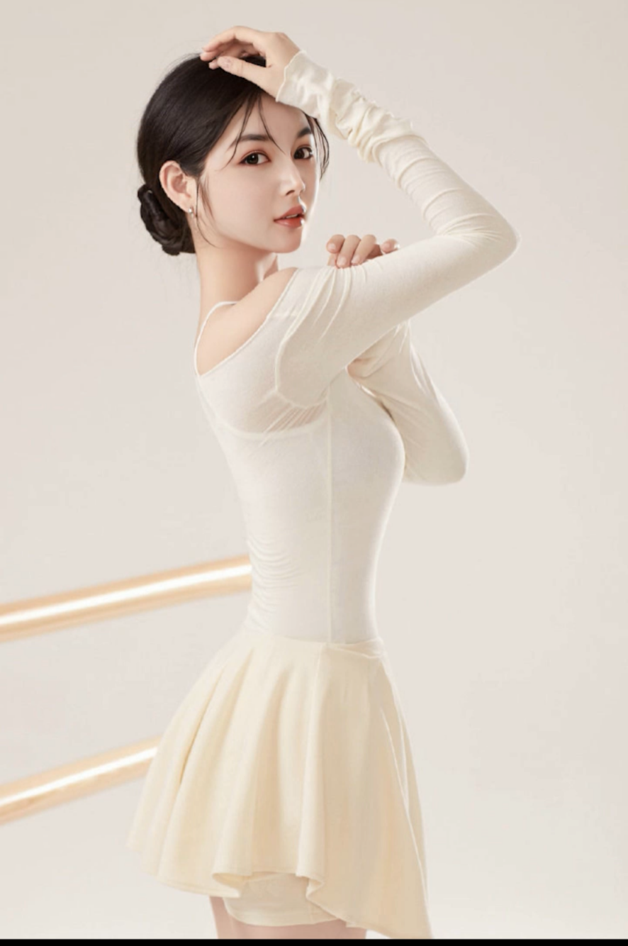 Lvy-w Cam Model Profile | Stripchat