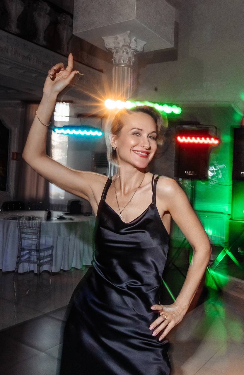 Anzhelika_Ruci Webcam Model Profile | xHamsterLive