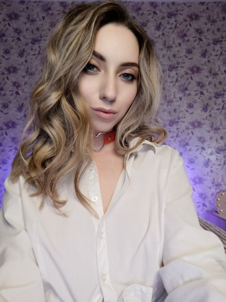 Ivy_Ice11主播简介 | superchatlive