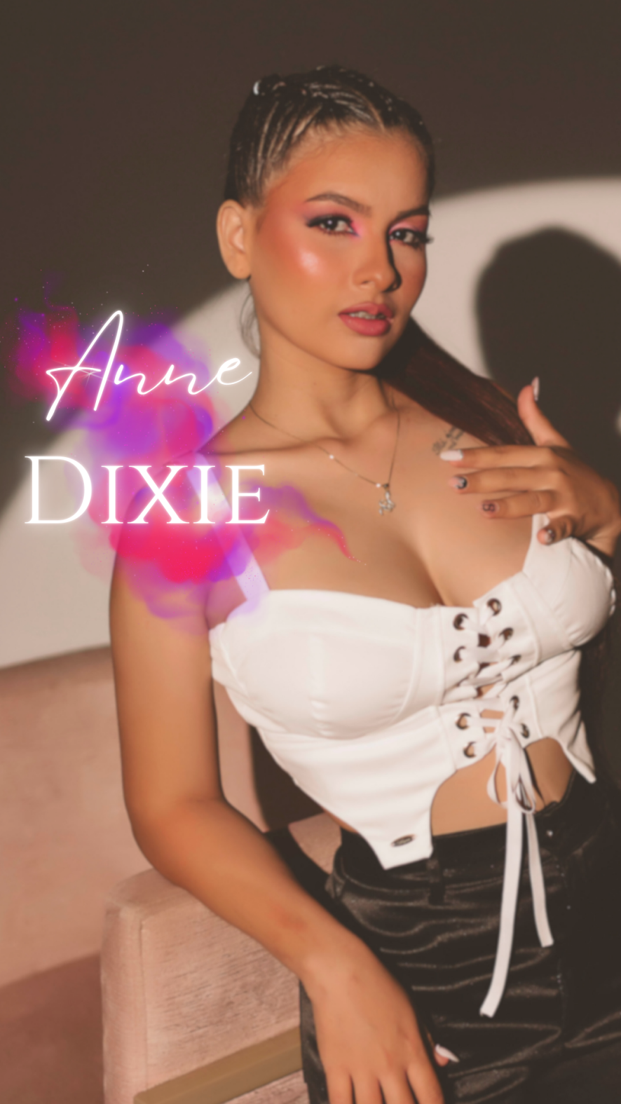AnneDixie Webcam Model Profile | xHamsterLive