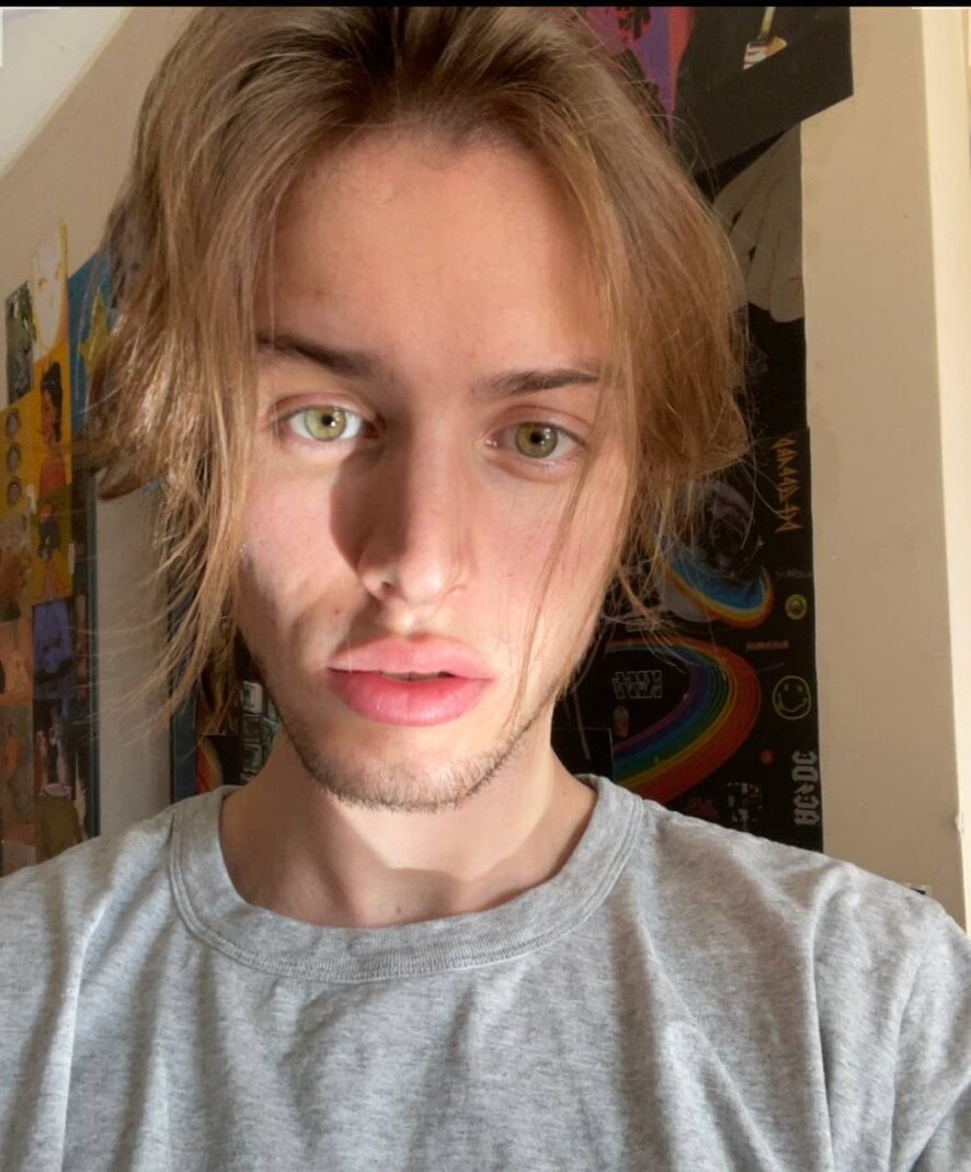 Cryptikov Webcam Model Profile | xHamsterLive