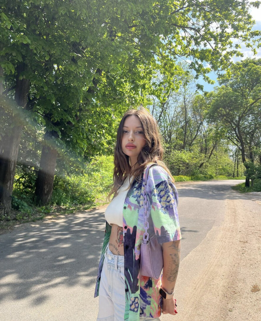 Krisss_miss Cam Model Profile | Stripchat