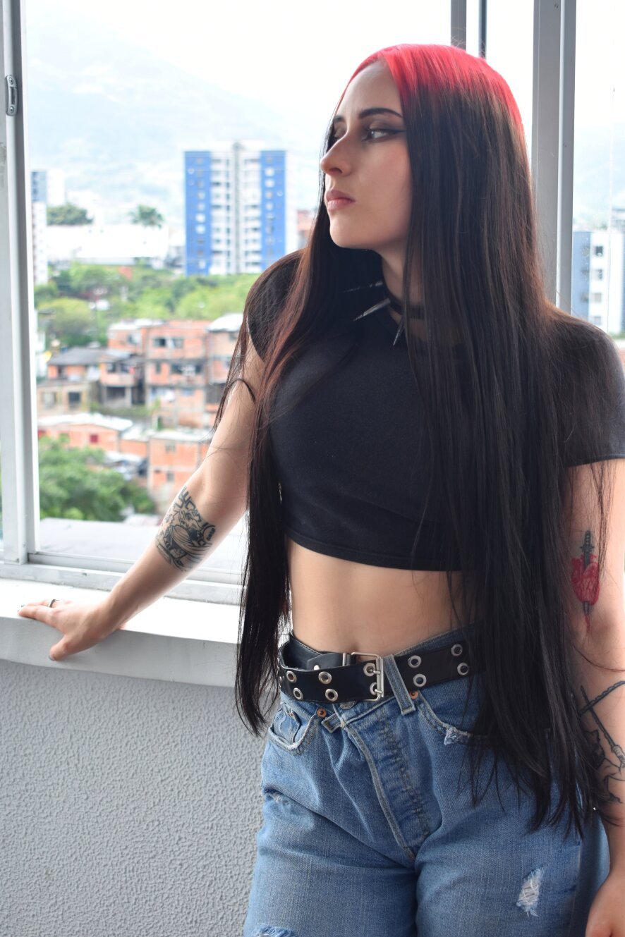 Siouxsie_cenobite Webcam Model Profile | xHamsterLive