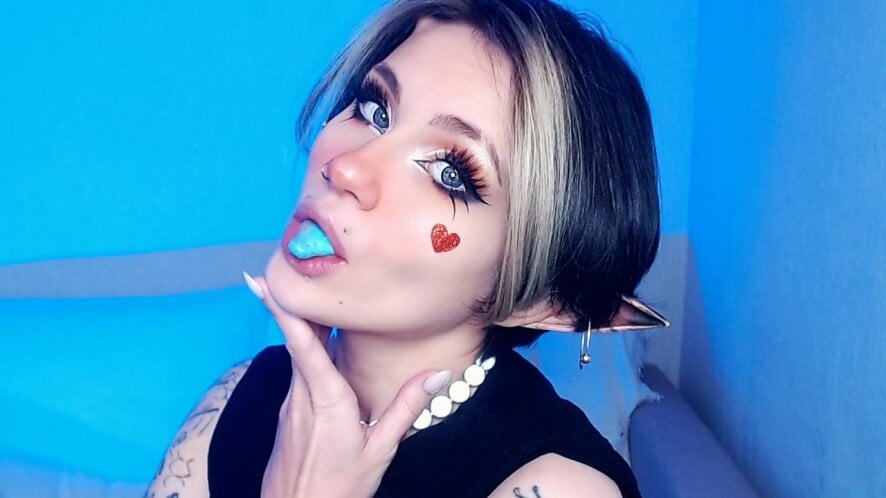 Perfil Modelo Webcam Hella_Hell | Stripchat