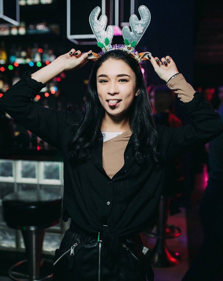 Anna_Way主播简介 | Stripchat