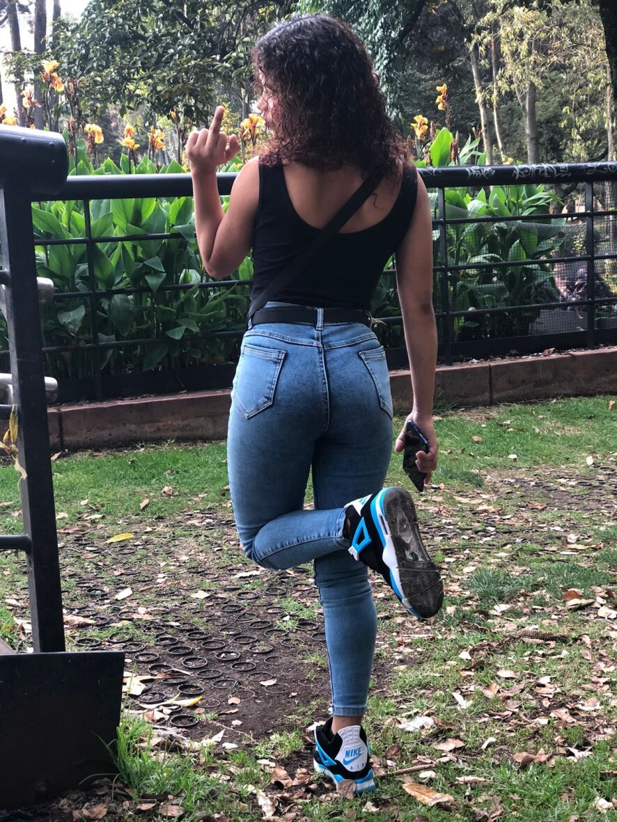 Tokischa_official Cam Model Profile | Stripchat