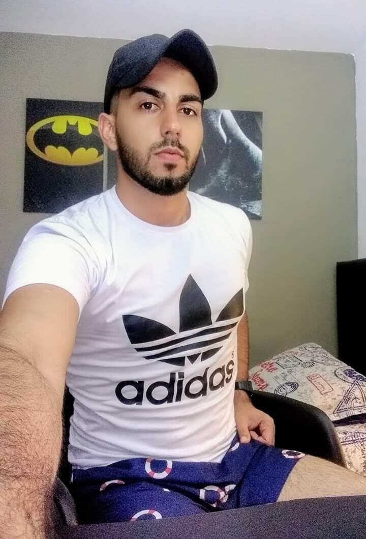 Omarmohammedhot2 Webcam Model Profile | xHamsterLive