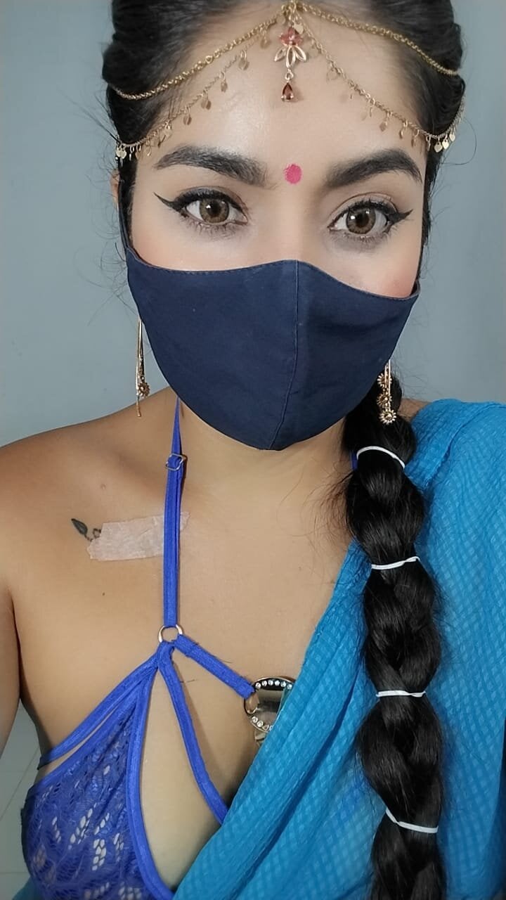 Umarany Cam Model Profile | Stripchat