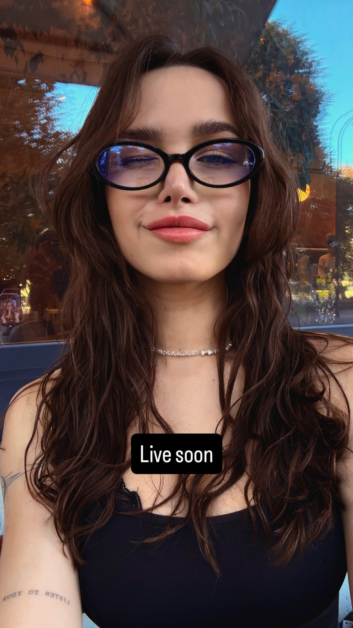 トップのウェブカメラキャストによるトレンド投稿を発見 | Tklivechat