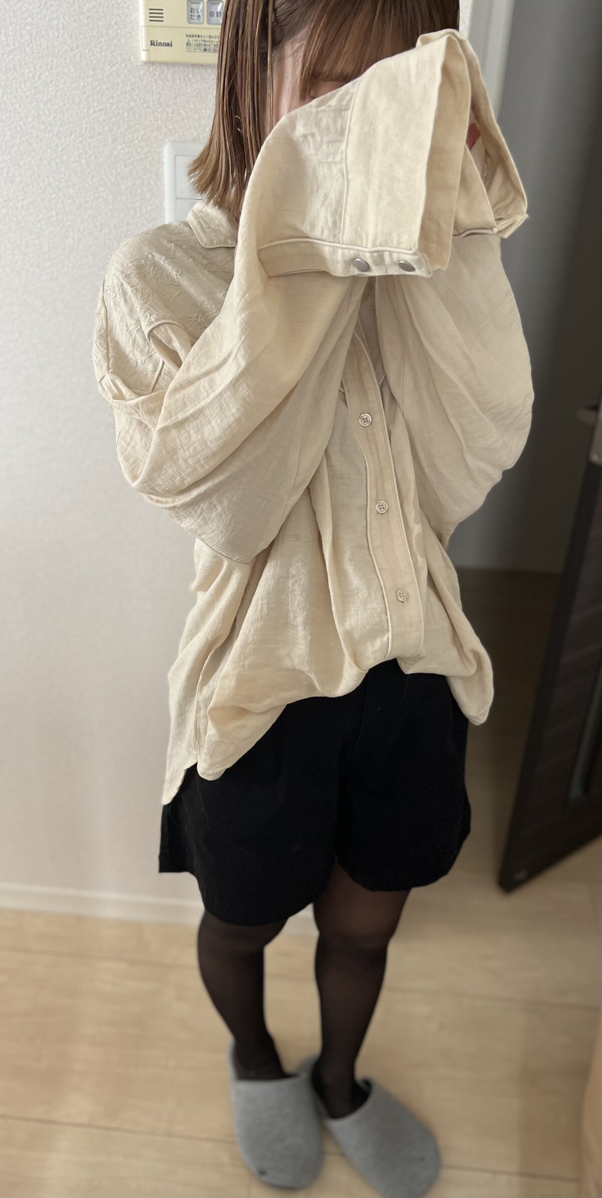 4/16(日)本日23時ごろからこの格好で配信する予定です！！可愛い奥さんを是非見に来て下さいね????