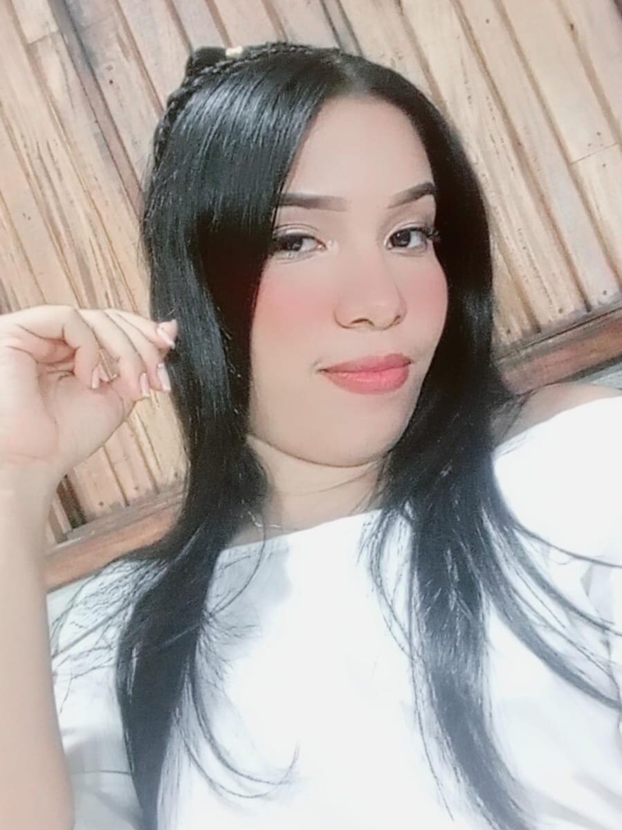 Cute_adisson Free Live Webcam Show & XXX Chat | xHamsterLive