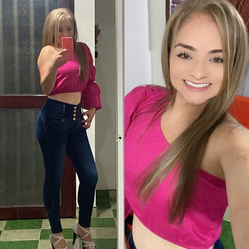 Emily_cartey- Gratis Live Webcam Show & XXX Chat | xHamsterLive