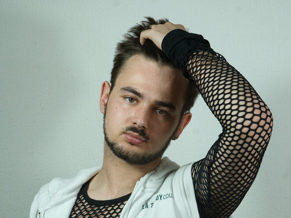 Dean_conner Webcam Model Profile | xHamsterLive