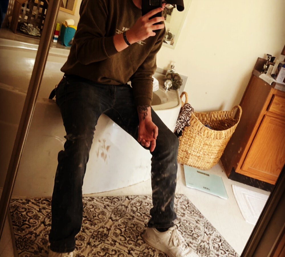 Young_Nut主播：免费直播性爱表演和聊天 | Stripchat