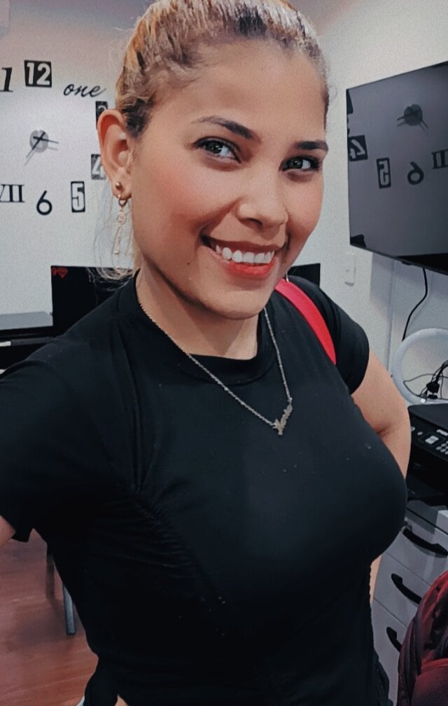 Show modela Annepalmerr na kameri: besplatni seks show i chat | Stripchat