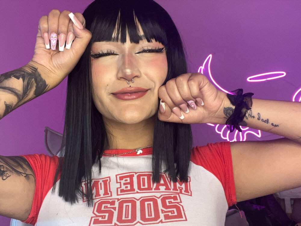 Sweetbunny主播：免费直播性爱表演和聊天 Stripchat